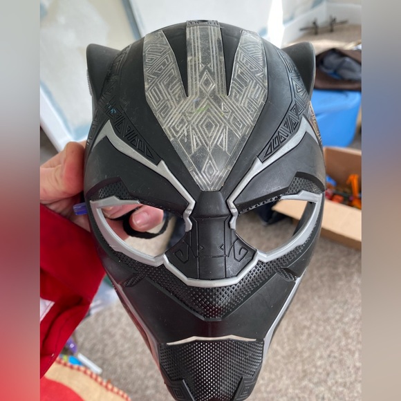 Other | Marvel Black Panther Electronic Light Up Plastic Mask Cosplay ...
